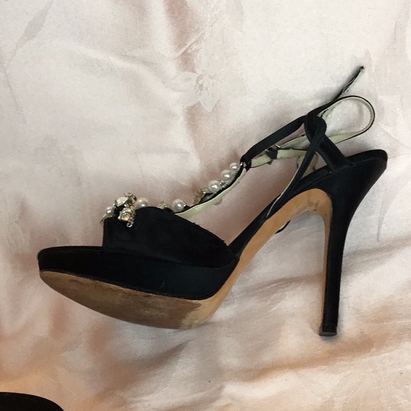 Ivanka Trump | Shoes | Ivanka Trump Black Satin Platform Party Shoes ...